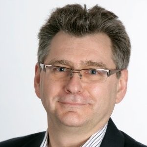 The multi-site Maverick Leader - Maverick Paradox Magazine